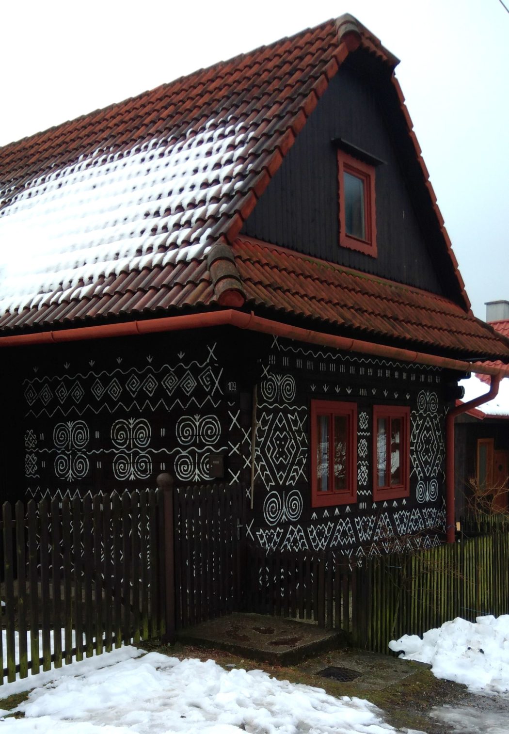 Słowackie Čičmany - Domy z piernika - Pióro Podróży